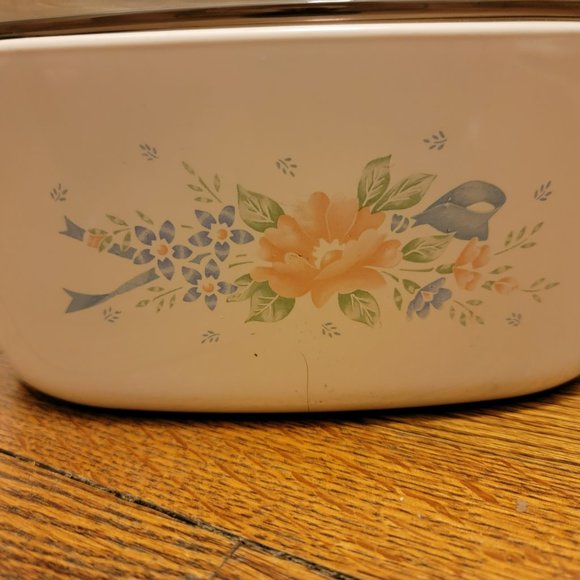 Corningware | Kitchen | Corning Ware 5l Casserole With Lid Vintage ...